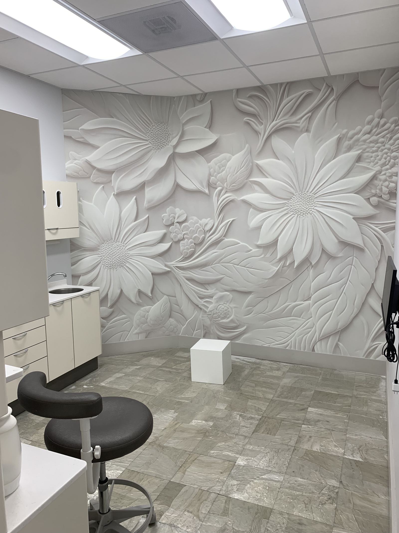 Wallpaper and wall murals online shop Uwalls.com