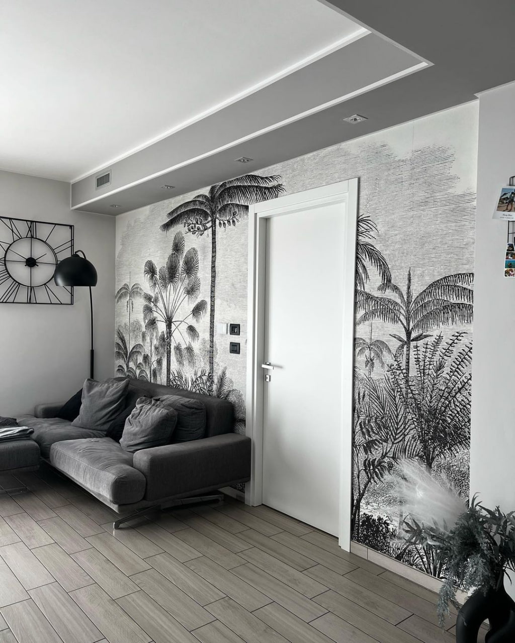Wallpaper and wall murals online shop Uwalls.com